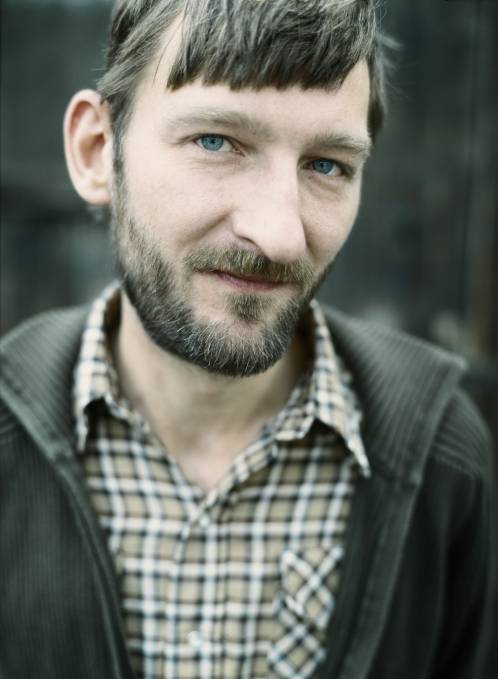 JUSTUS KÖHNCKE EN EL IMPERIAL - Indie Rocks!