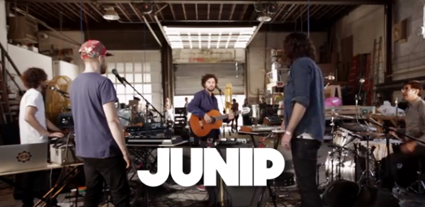Disfruta de una sesión de Junip - Indie Rocks!