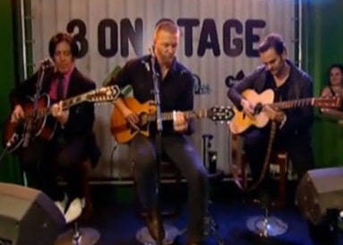 QOTSA en sesión acústica - Indie Rocks!