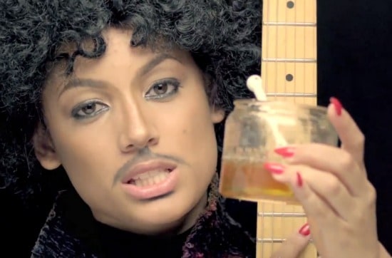 Prince estrena video - Indie Rocks!