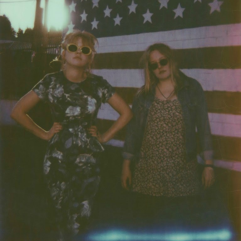 ¡Nuevo video de Bleached! - Indie Rocks!