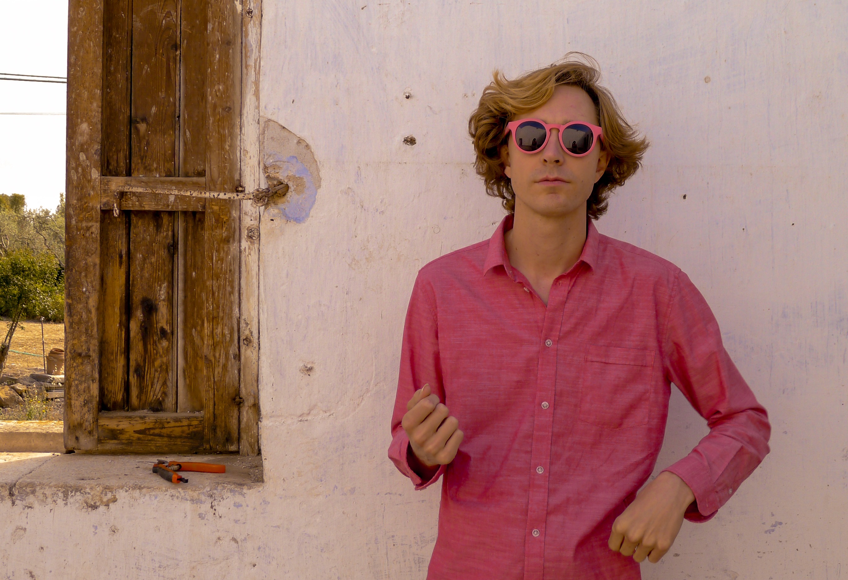 Erlend Øye: Entre la fiesta y la intimidad - Indie Rocks!