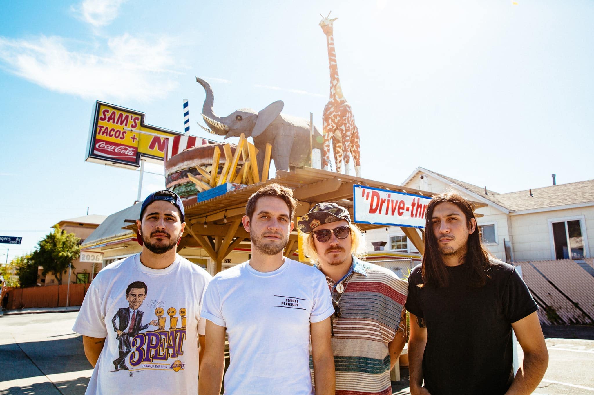 together PANGEA estrena "Blue Mirror" - Indie Rocks!