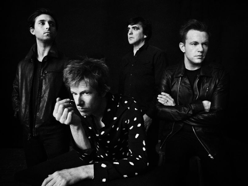 Spoon comparte video de "Hot Thoughts" - Indie Rocks!
