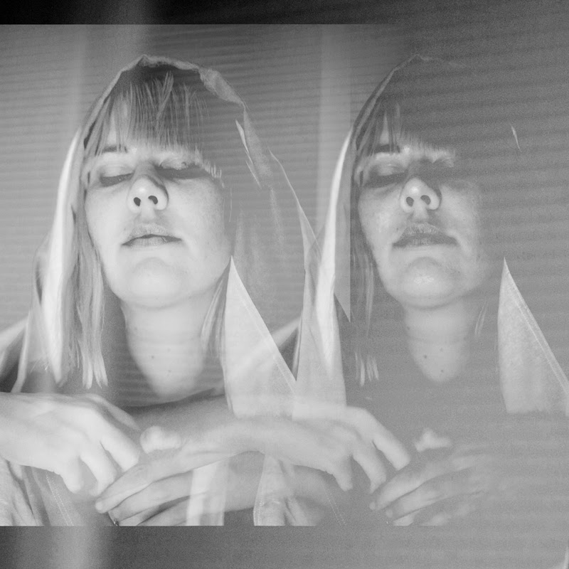 EMA comparte track de su próximo EP - Indie Rocks!