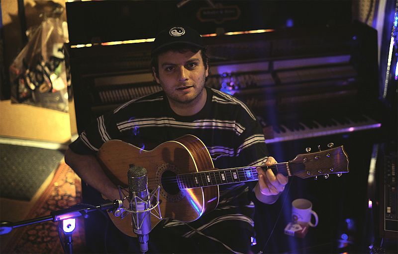 Logic y Mac DeMarco colaboran en estas dos canciones - Indie Rocks!
