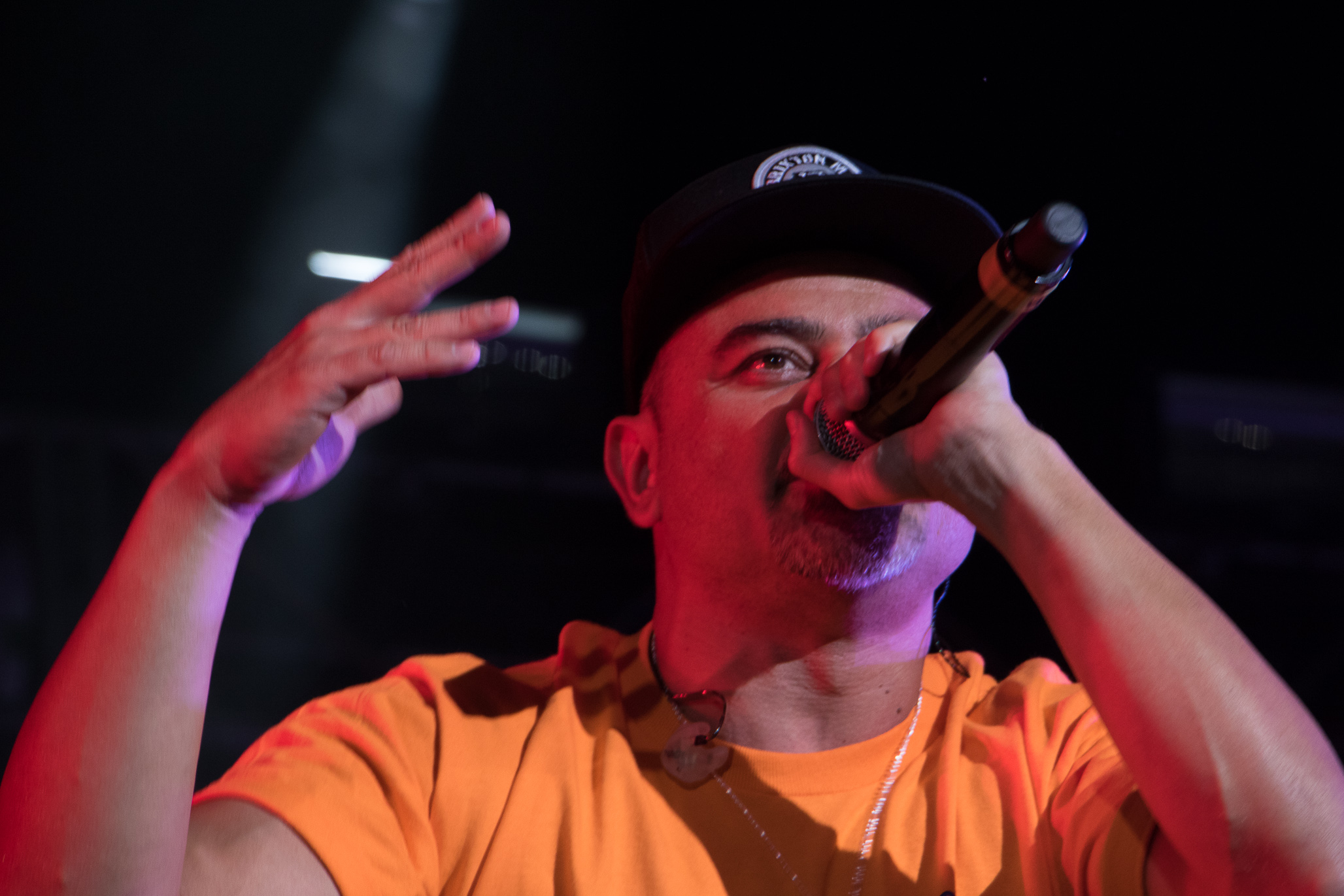 Nach en el Pepsi Center WTC - Indie Rocks!