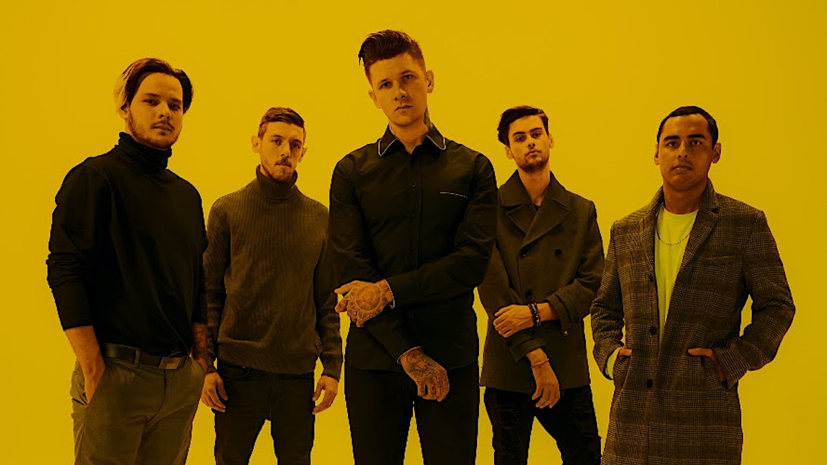 Slaves cambiará de nombre y comparte nuevo single