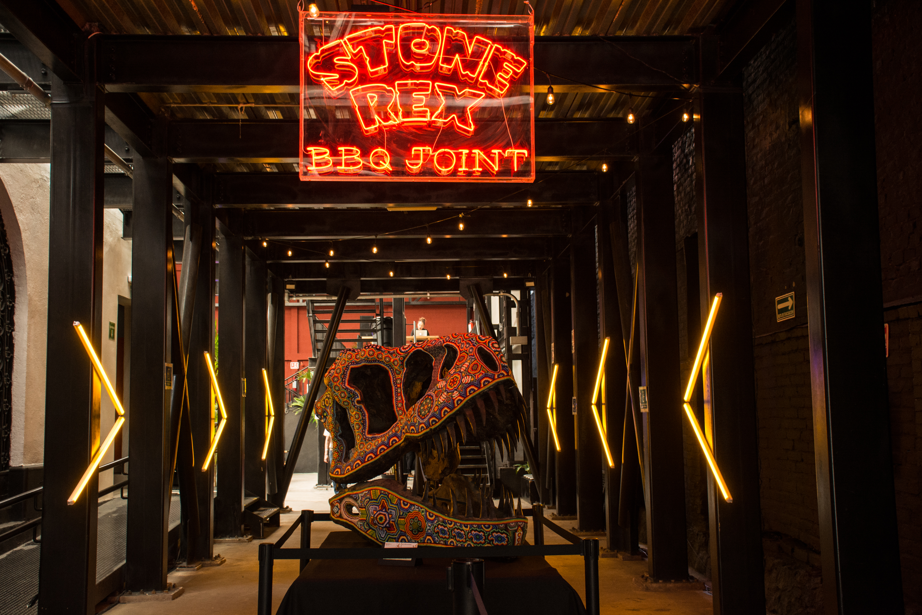 ¿Listo para conocer Stone Rex BBQ Joint?