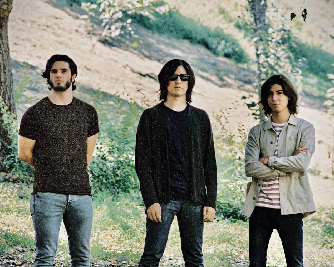 Austero presenta álbum homónimo en formato vinilo