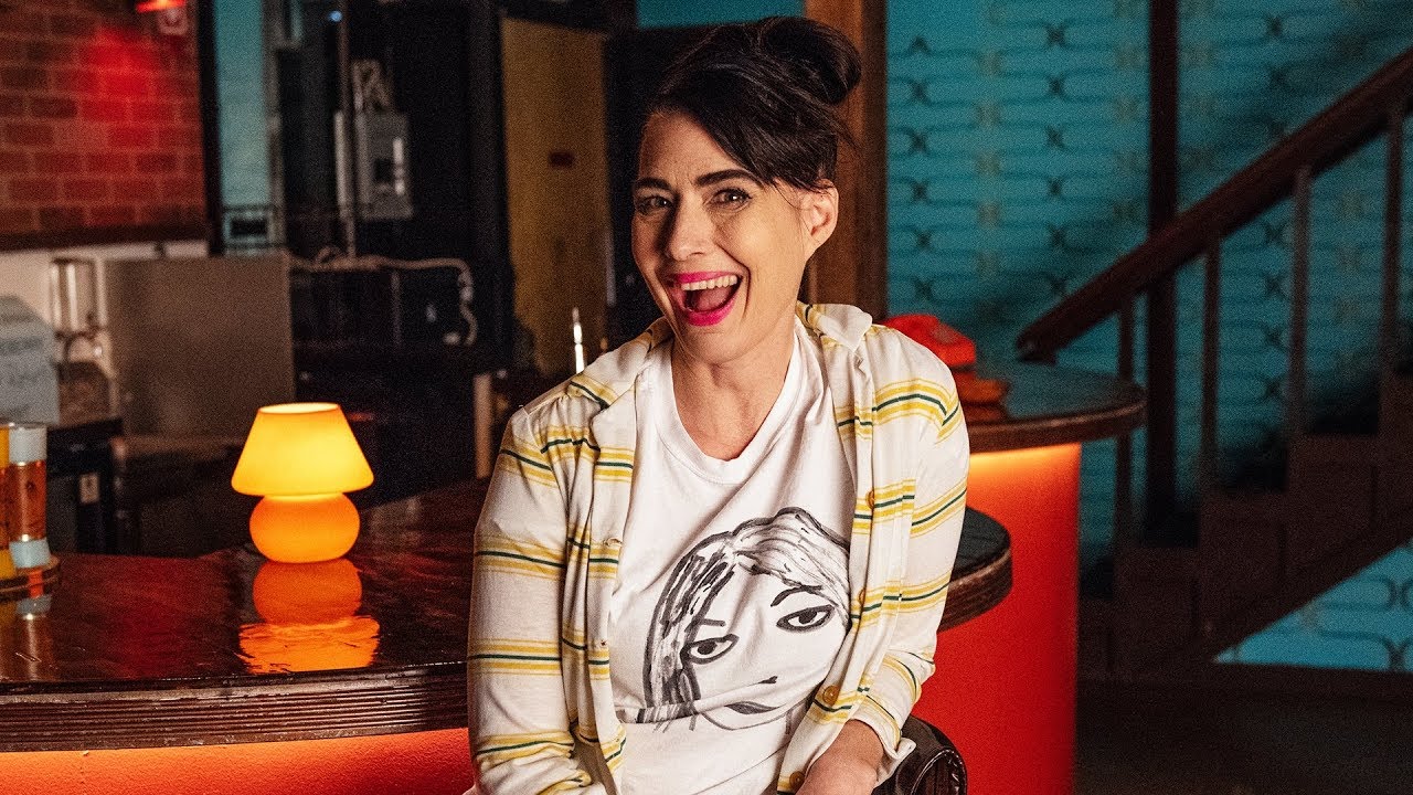 Escucha “Mirrorball” de Kathleen Hanna, Vice Cooler y Erica Dawn Lyle