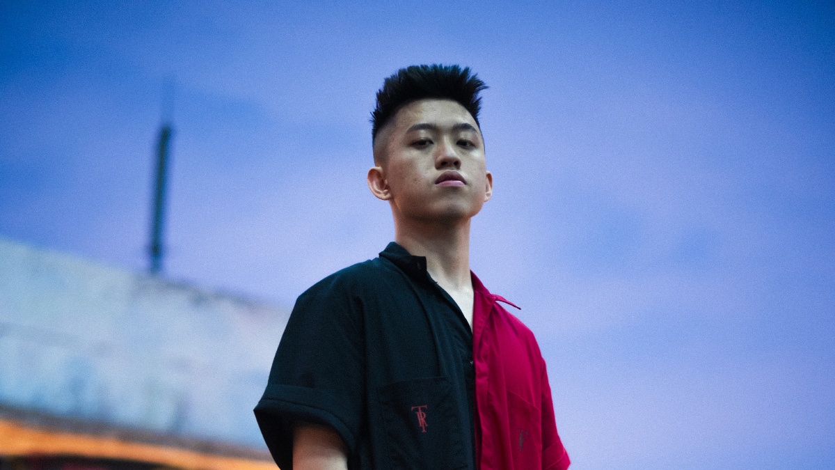 Rich Brian presenta su nuevo single, "Sydney"