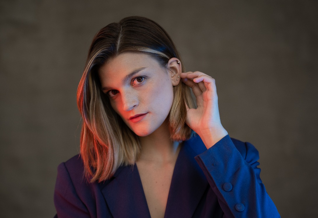 Martina Flores tornadizo pop vintage directo desde Argentina