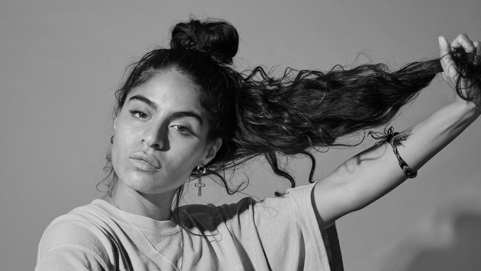 Jessie Reyez libera el sencillo "Rain"