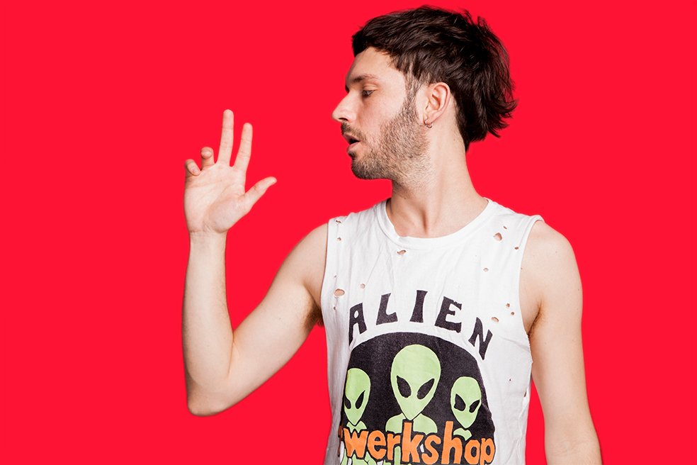 Escucha el pop lúdico y surrealista de Magio