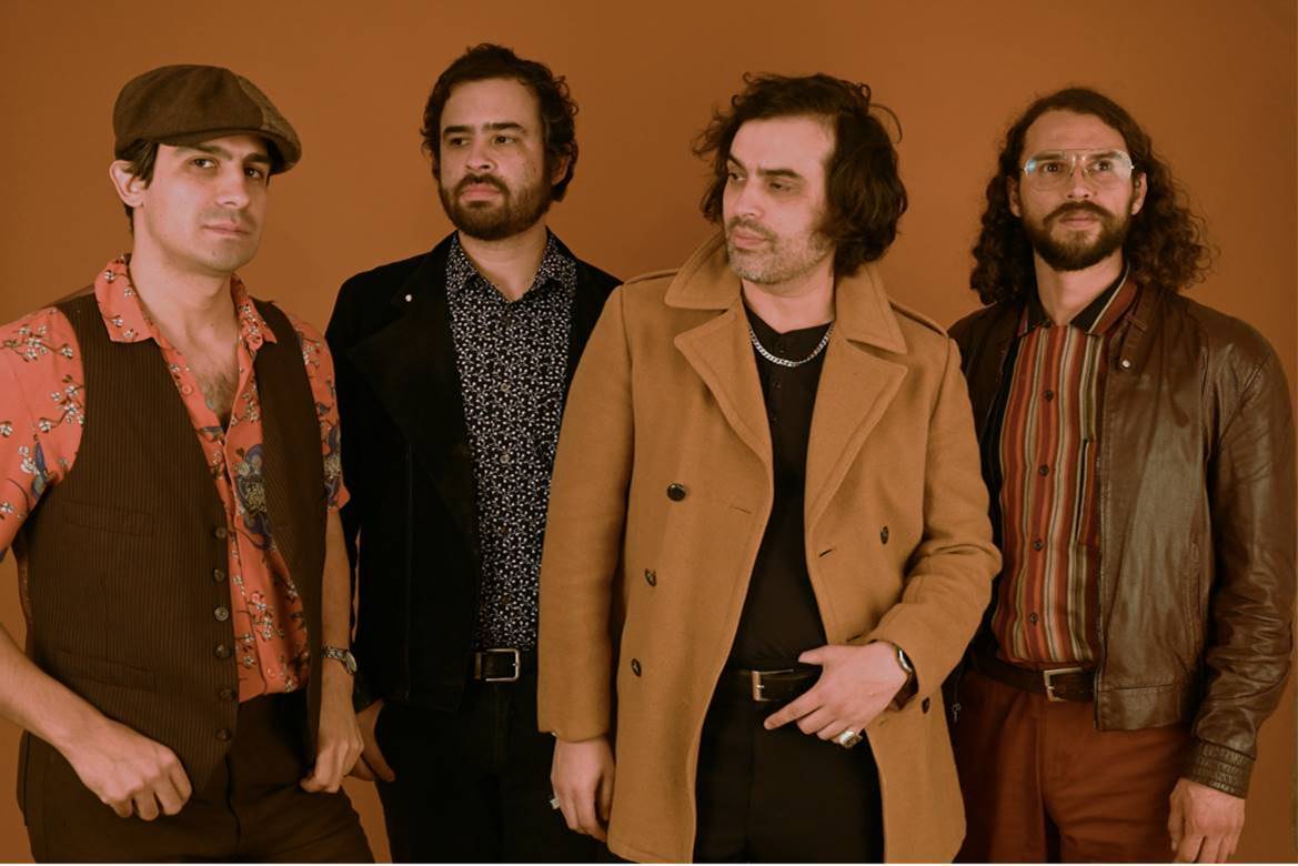 “Crash”, el nuevo tema de Enjambre