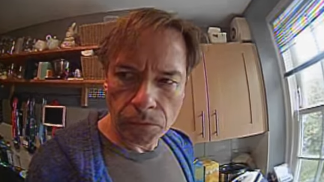 Radiohead comparte oficialmente “Follow Me Around”