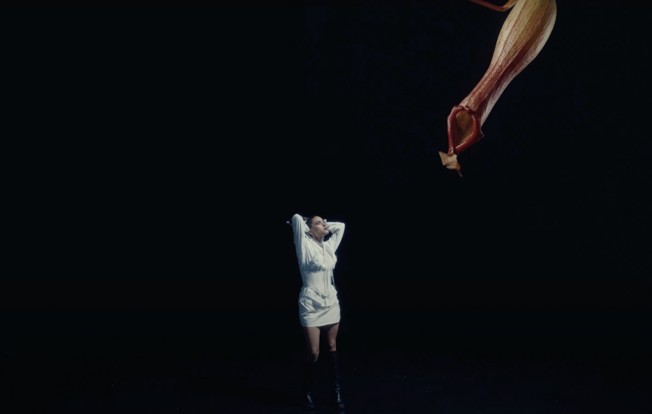 Empress Of regala un adelanto de “Dance For You”