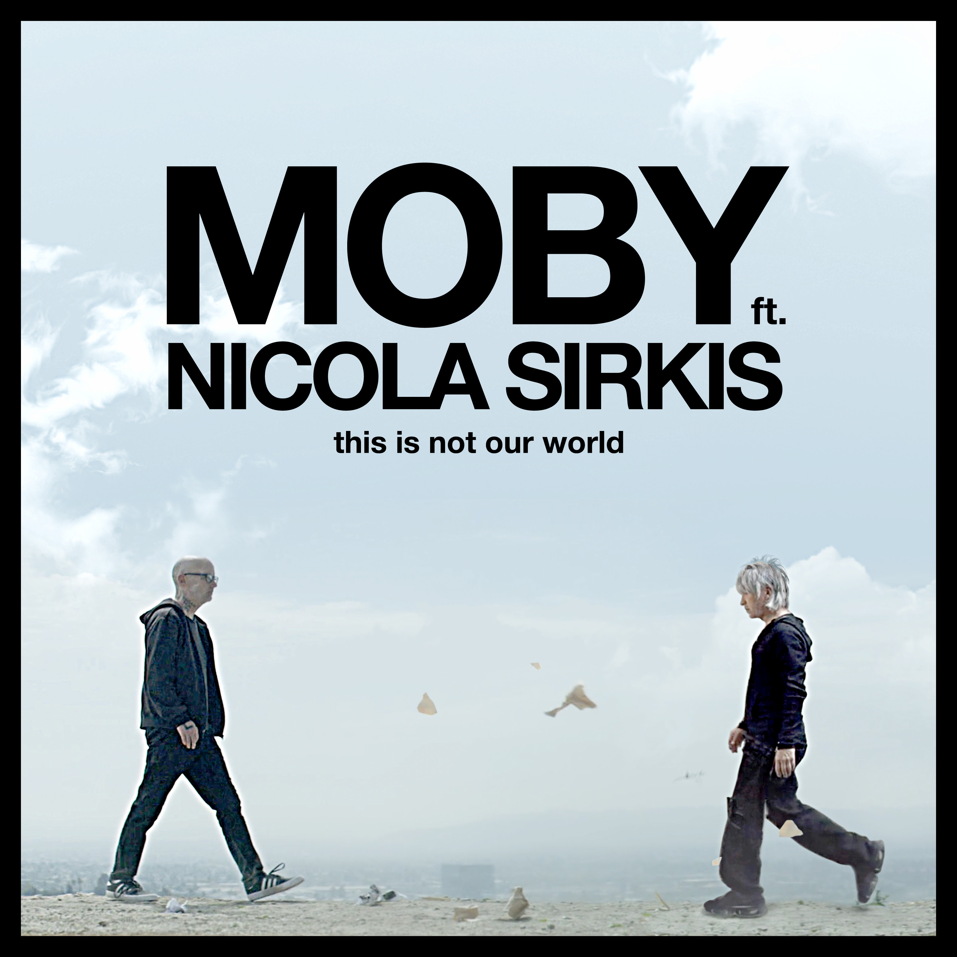 Moby junto a Nicola Sirkis estrena “This Is Not Our World”