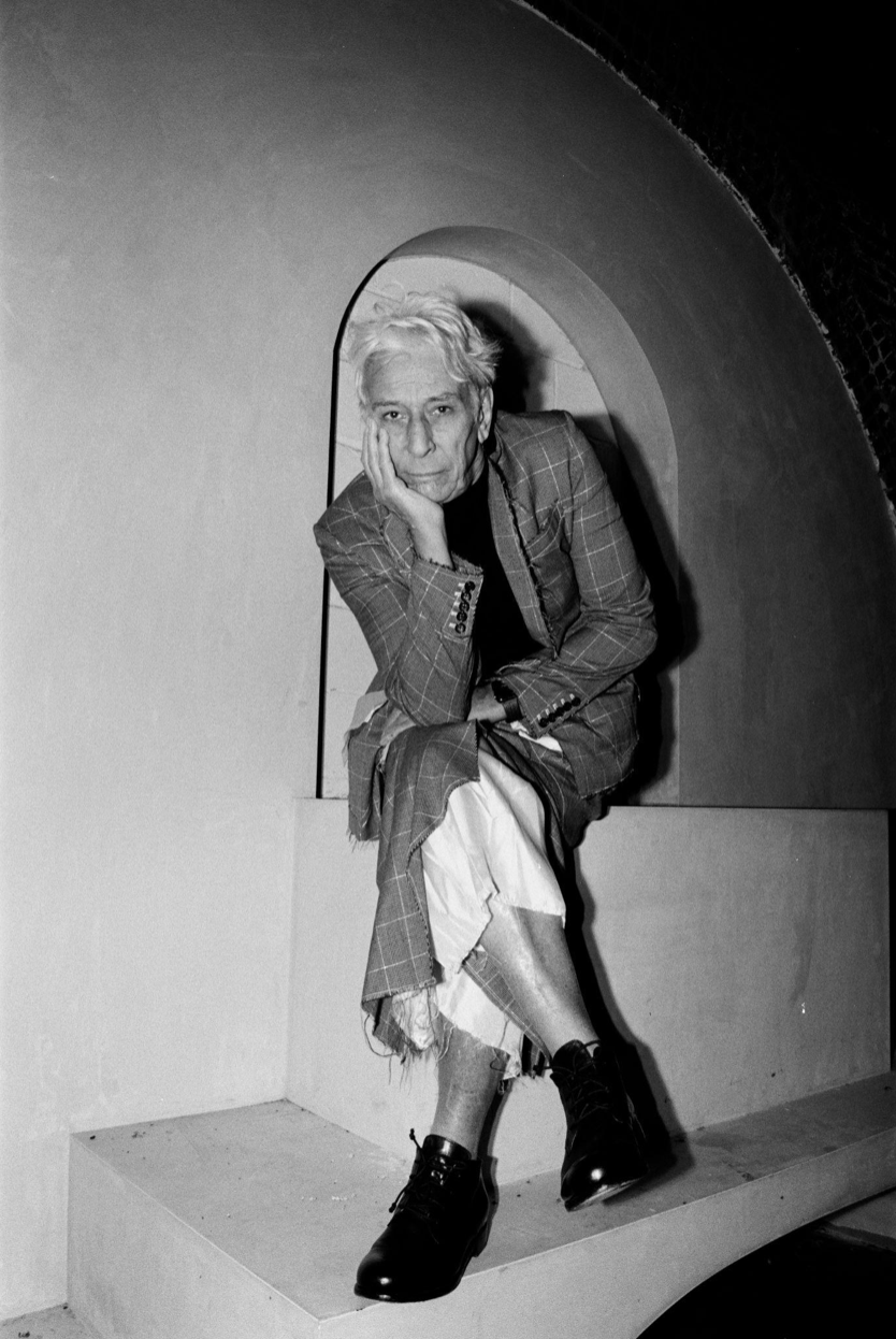 John Cale anuncia fecha del estreno de su álbum 'MERCY'