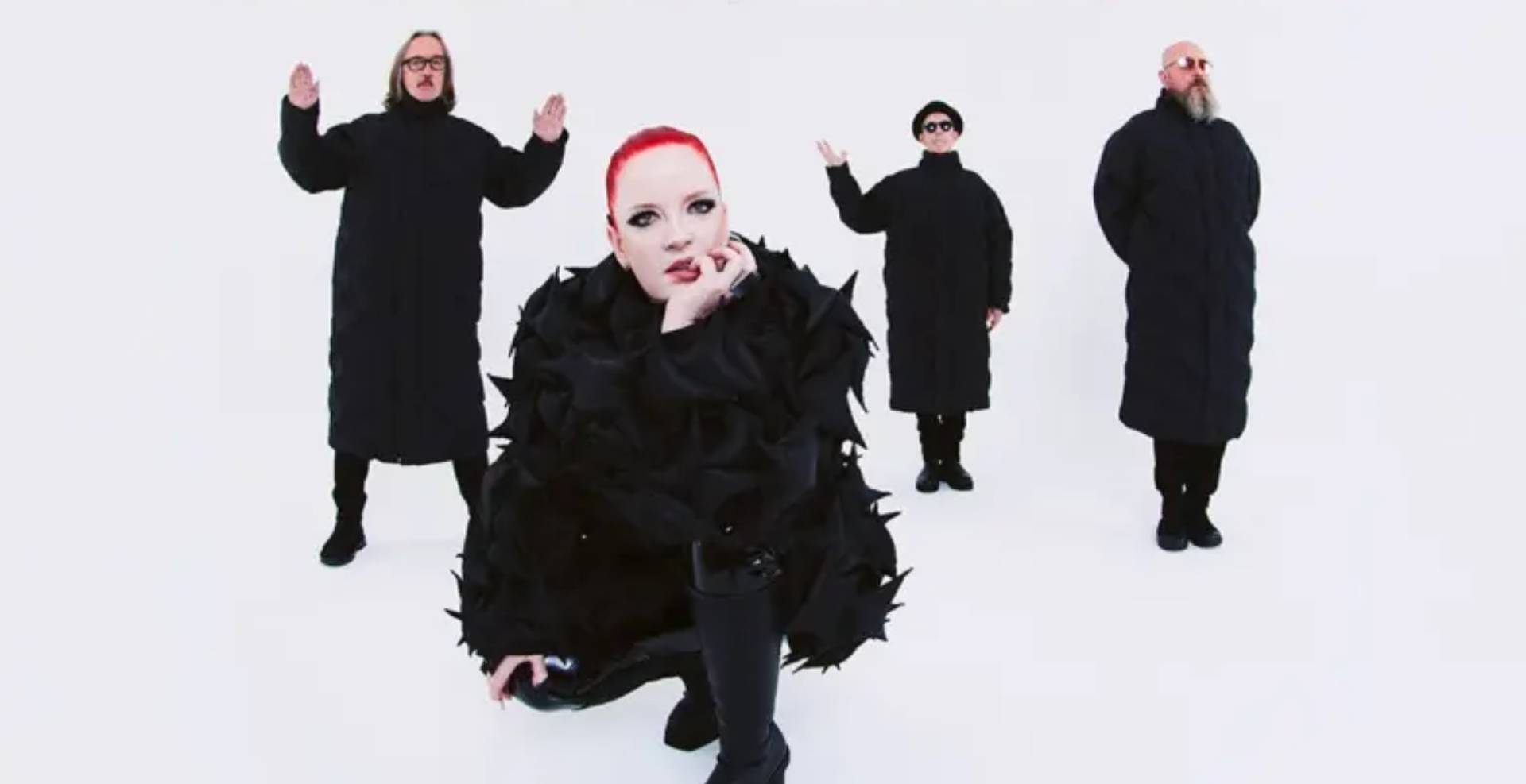 Garbage lanza merch inspirada en México
