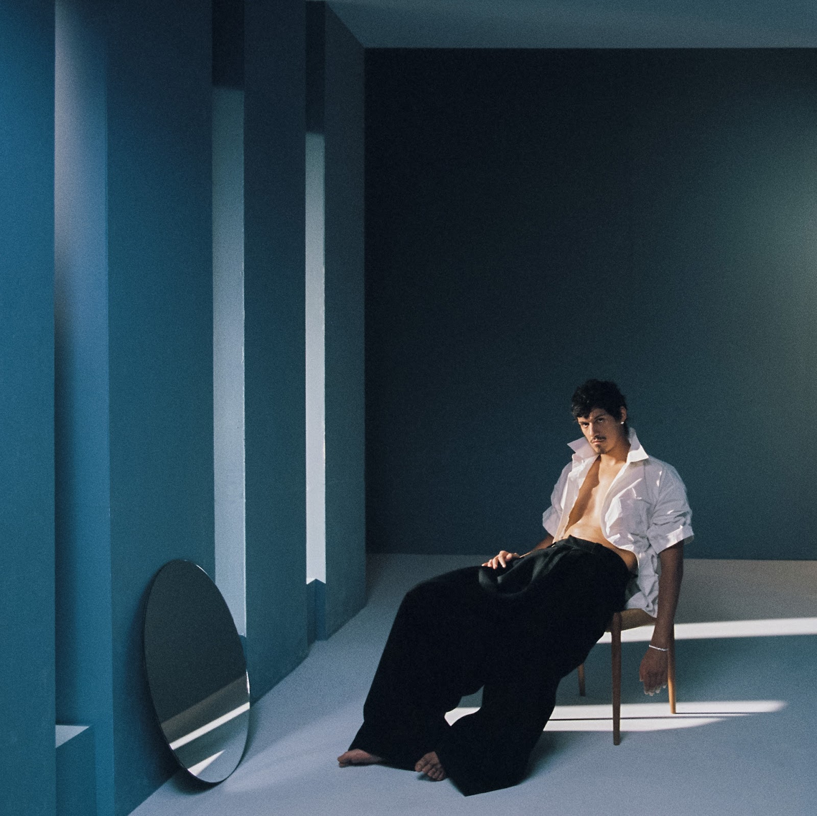 Omar Apollo anuncia el álbum, 'God Said No'