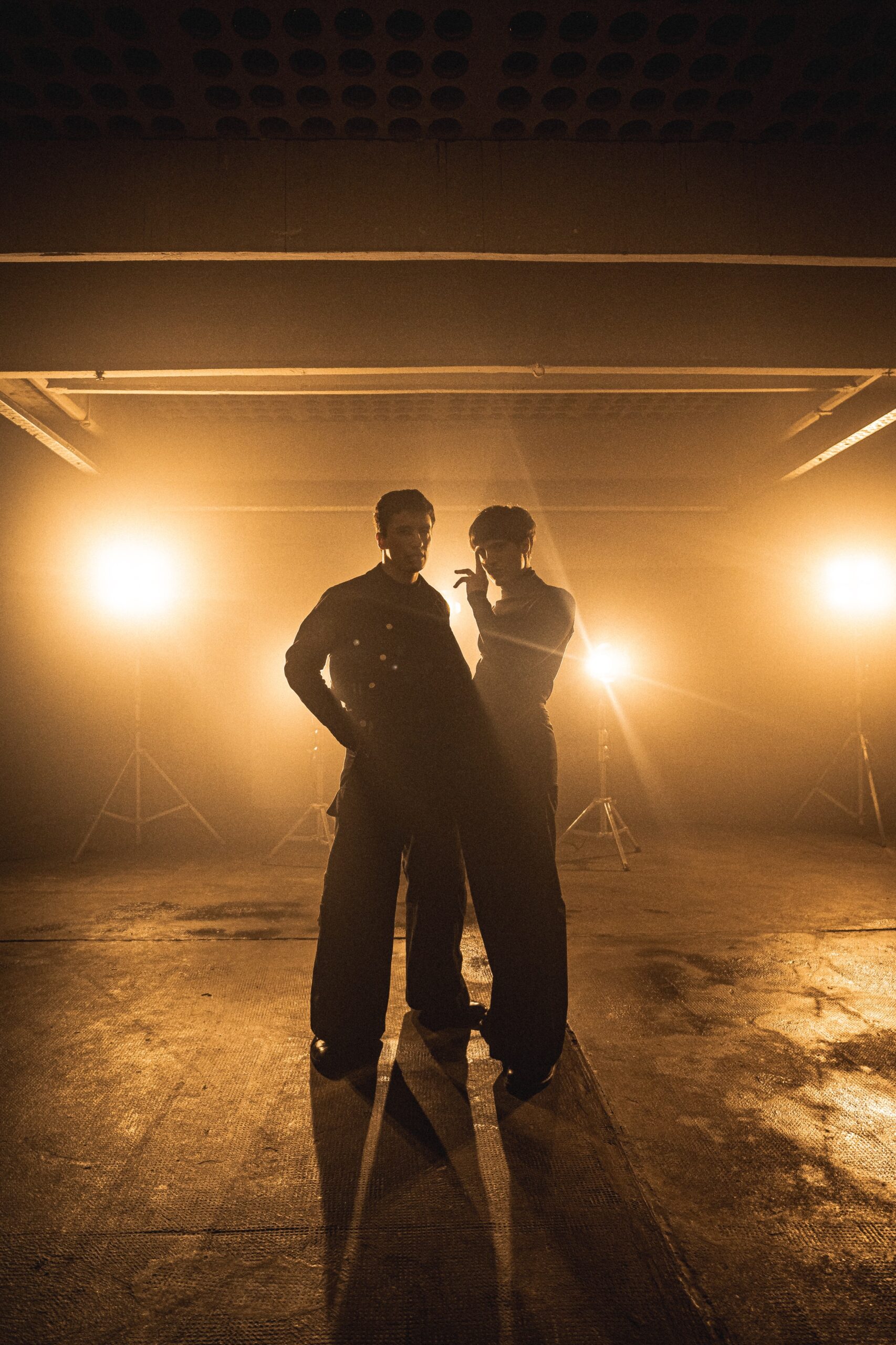 “Artificial”, el nuevo sencillo de Peces Raros