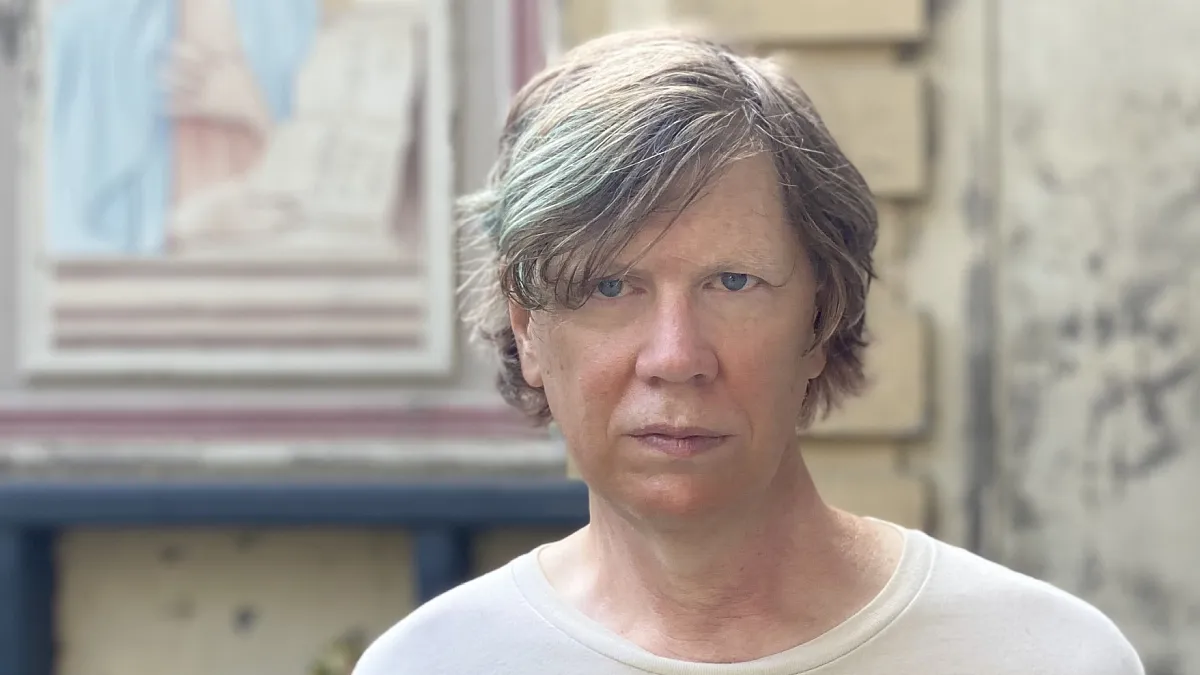 Thurston Moore estrena “New in Town”