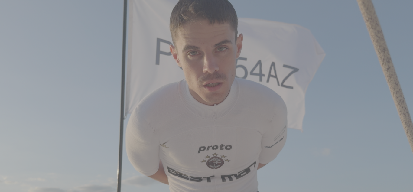 Sen Senra estrena “Ataúd”