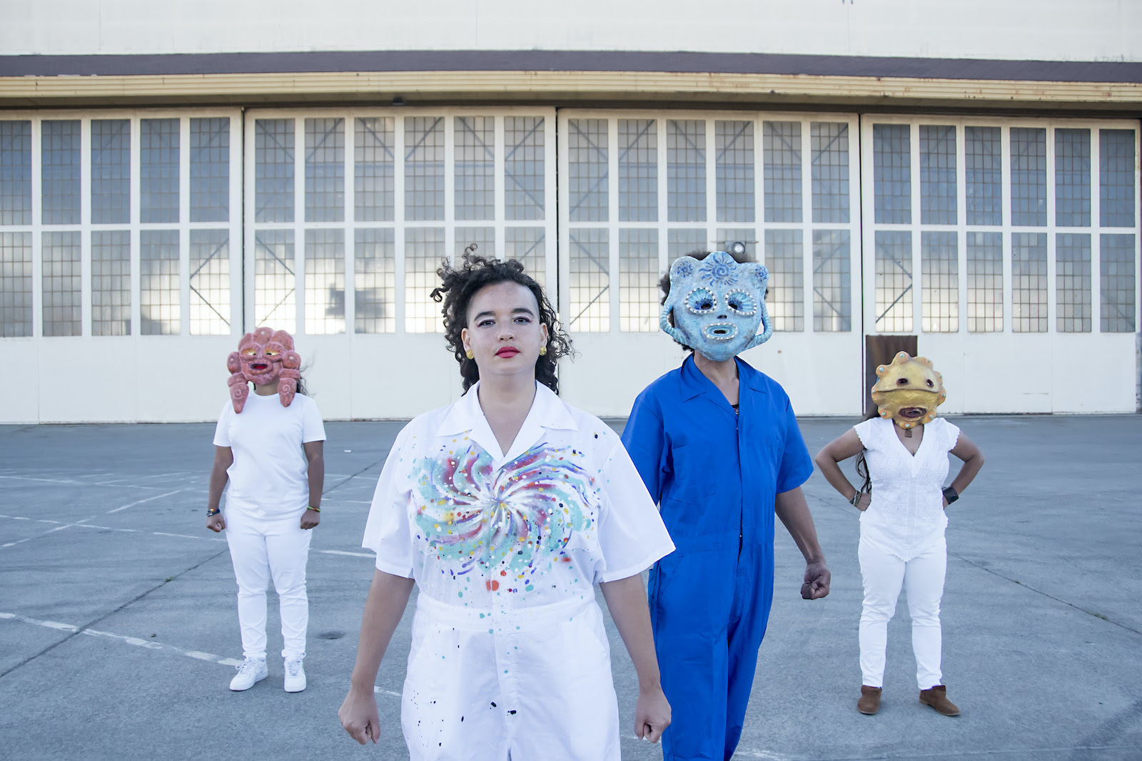Esotérica Tropical estrena álbum debut