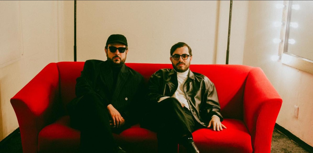 CLUBZ comparte 'Palmeras Deluxe'