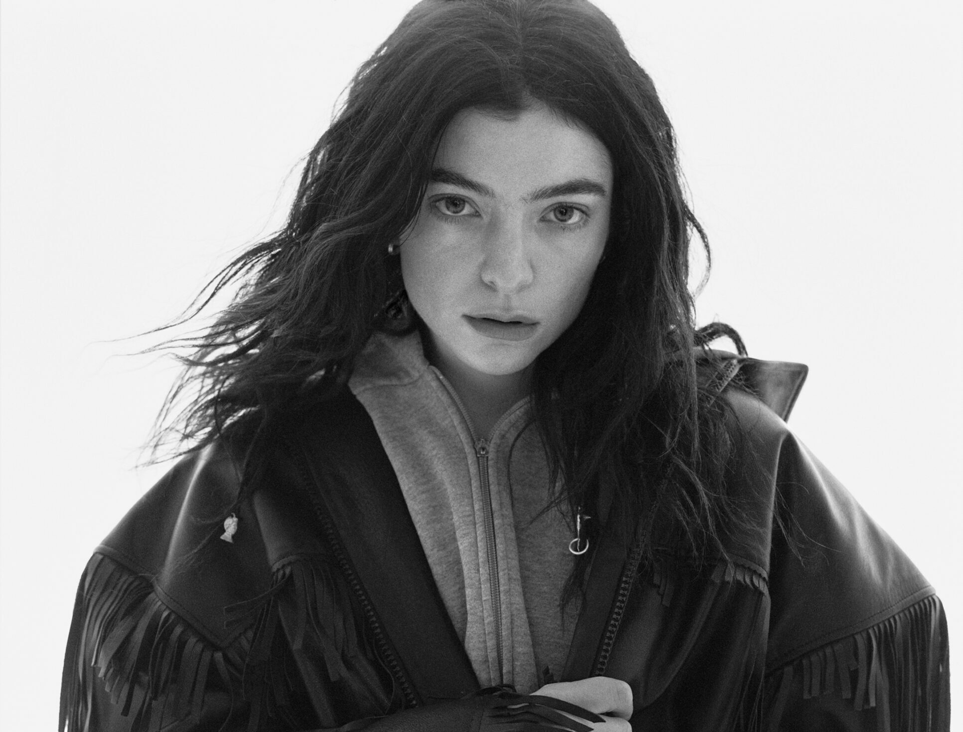 Lorde presenta “Man of the Year”